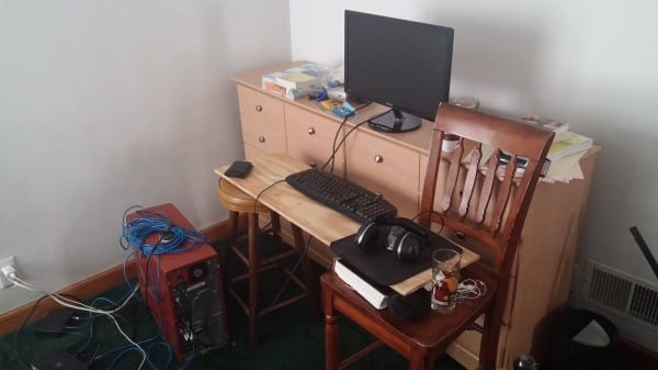 20 of the Worst PC Setups - May 2014 | ThinkComputers.org