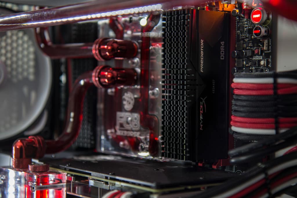 Case Mod Friday: Big Red | ThinkComputers.org