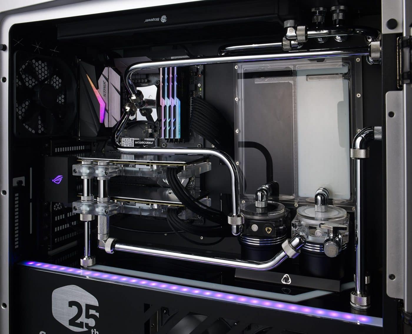 Case Mod Friday: Cosmos II 25th Anniversary Edition | ThinkComputers.org