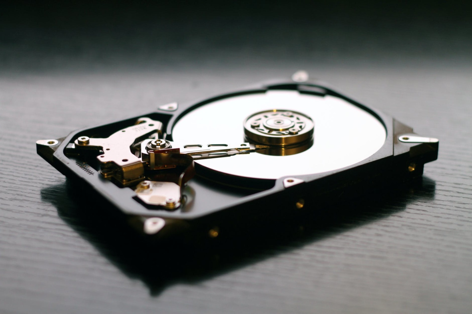 SK Hynix Forecasts Persistent Memory Shortages Through 2028 Amidst ...