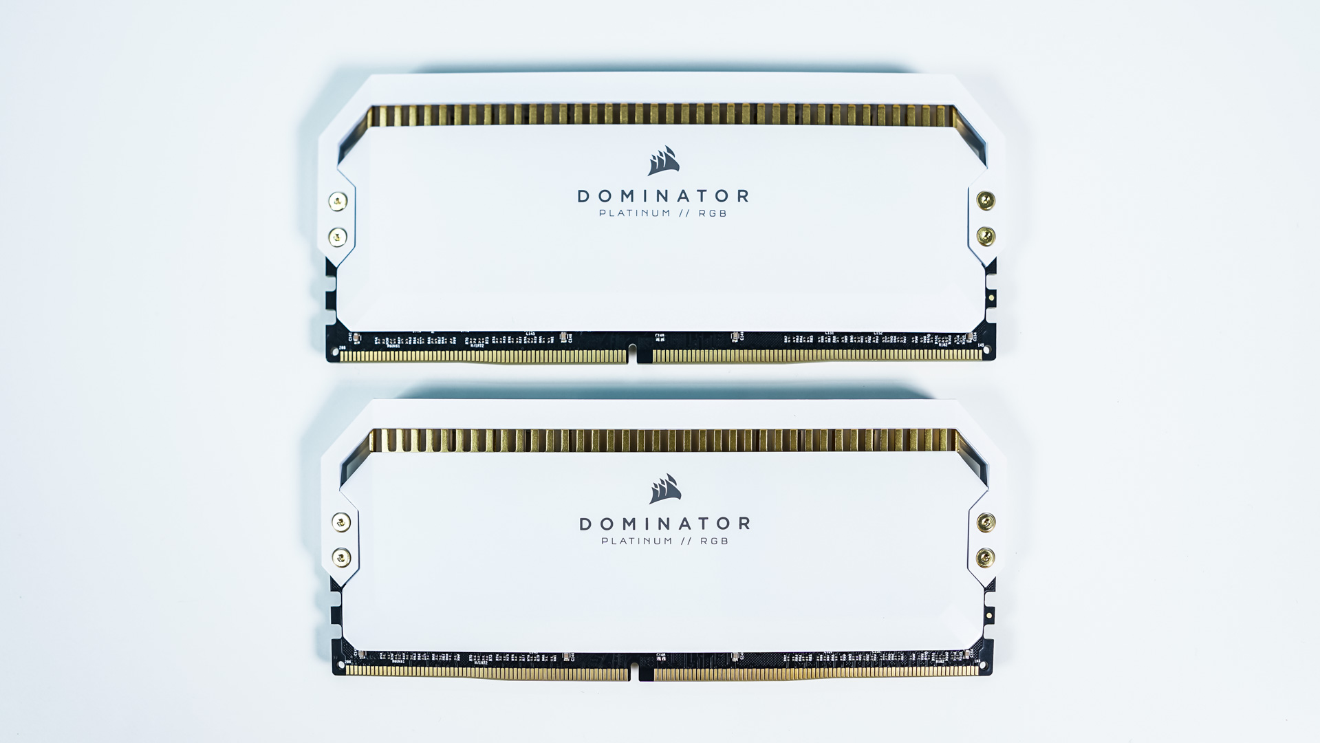 Corsair Dominator Platinum RGB White DDR4-3200 32GB Memory Kit Review ...