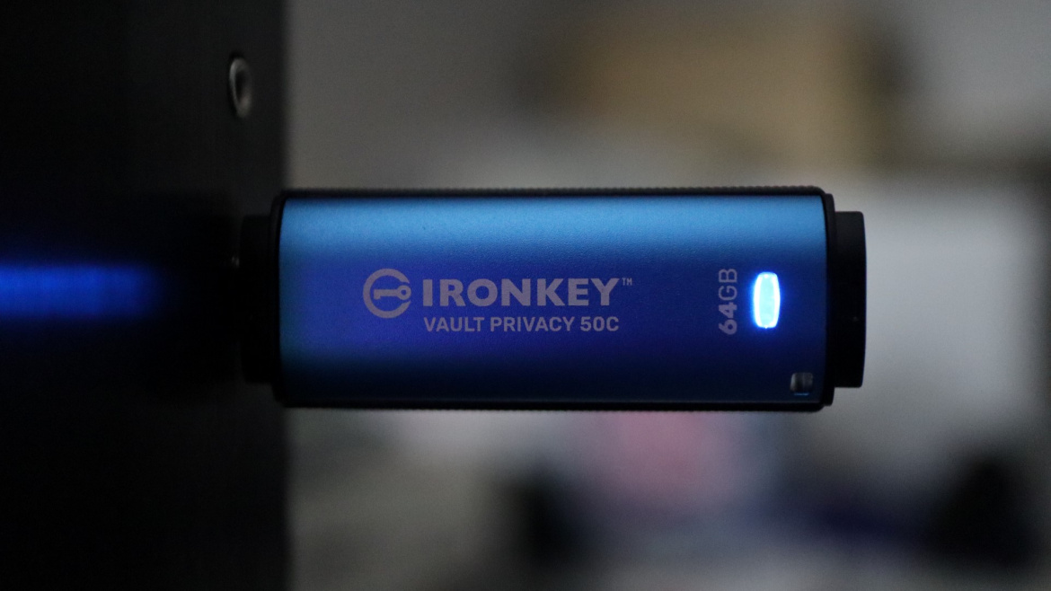 Kingston IronKey Vault Privacy 50 Encrypted USB Flash Drive Review ...