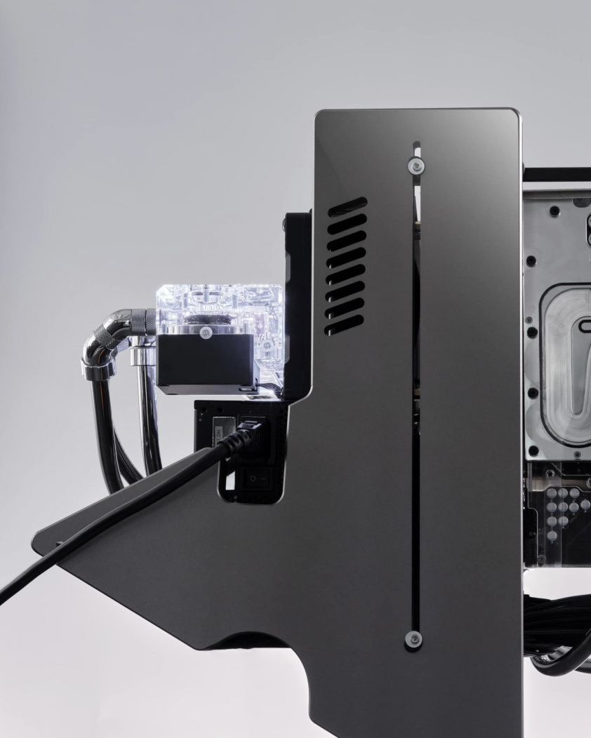 Case Mod Friday: Custom | ThinkComputers.org