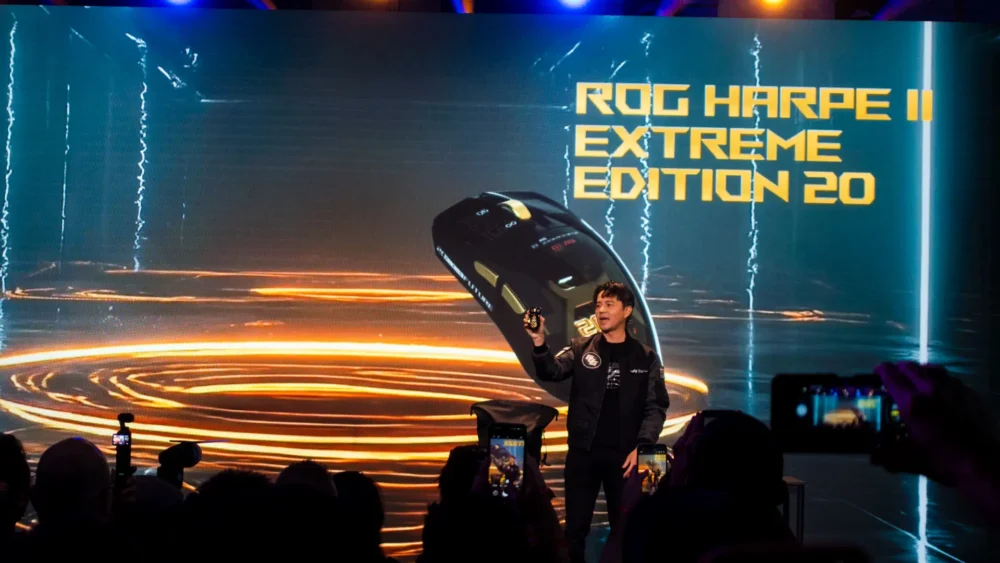 ASUS ROG Marks 20 Years of Gaming Innovation with Limited Edition Harpe ...